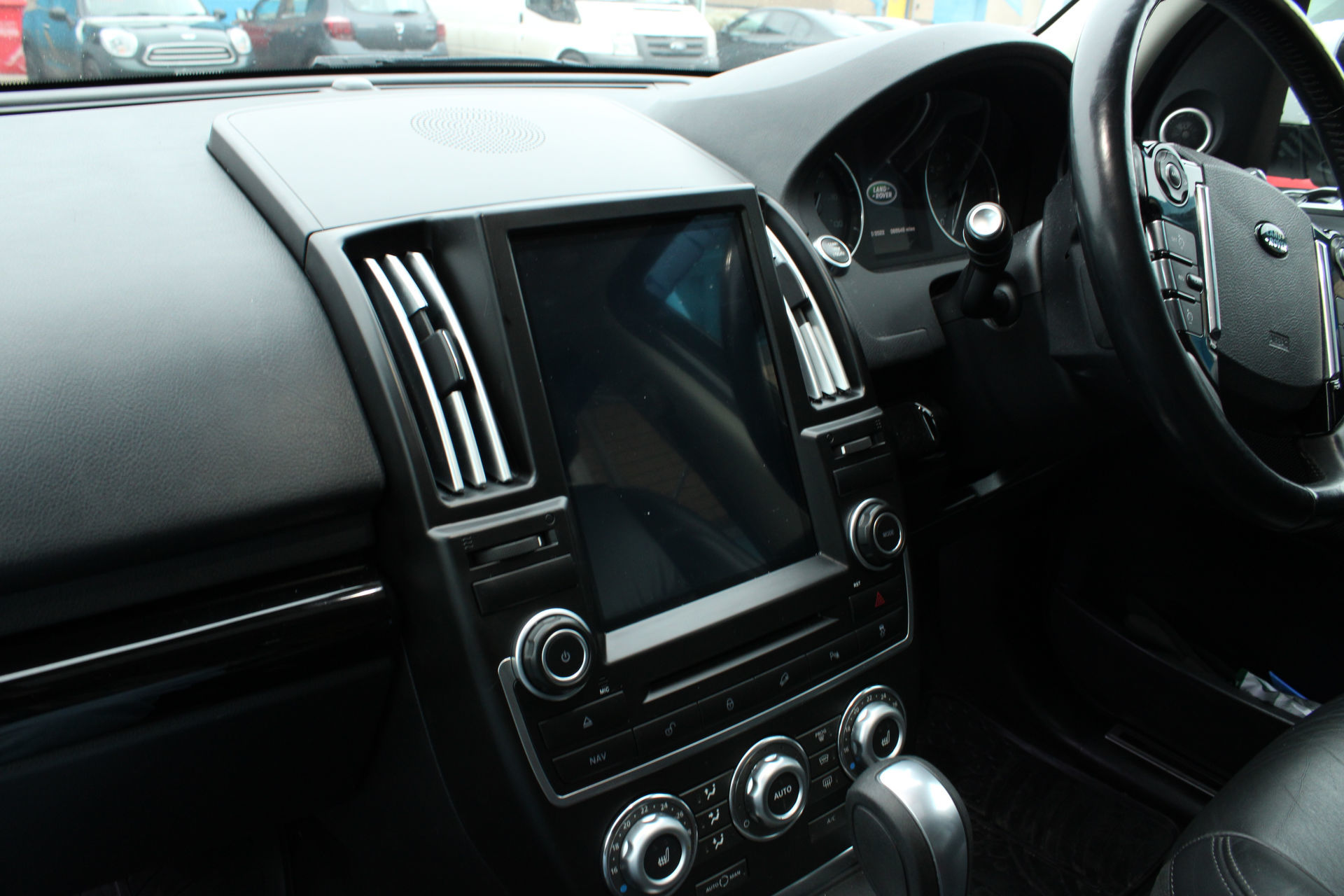 Iceboxauto, UK's Leading in-car entertainment system supplier ...