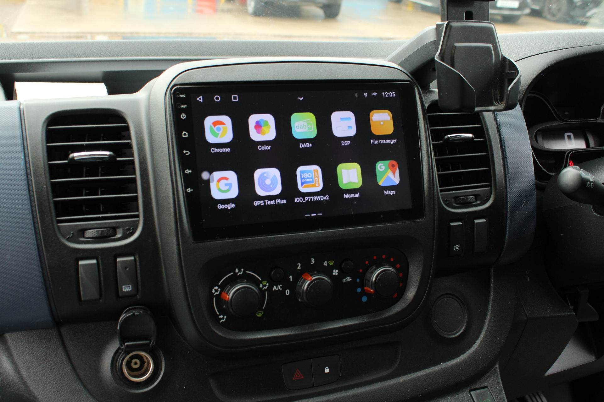 Iceboxauto, UK's Leading in-car entertainment system supplier.vauxhall ...