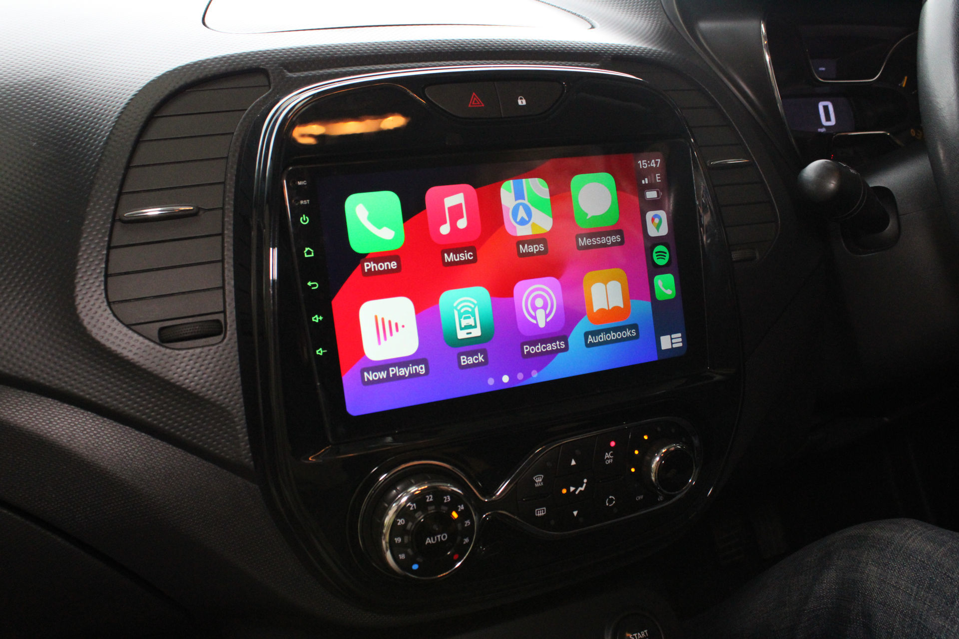 Iceboxauto, UK's Leading in-car entertainment system supplier.Renauly ...